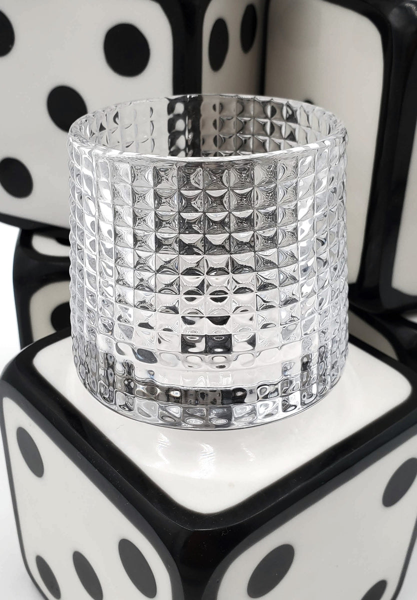 The Nolan Neat Glass – Shaq + Coco